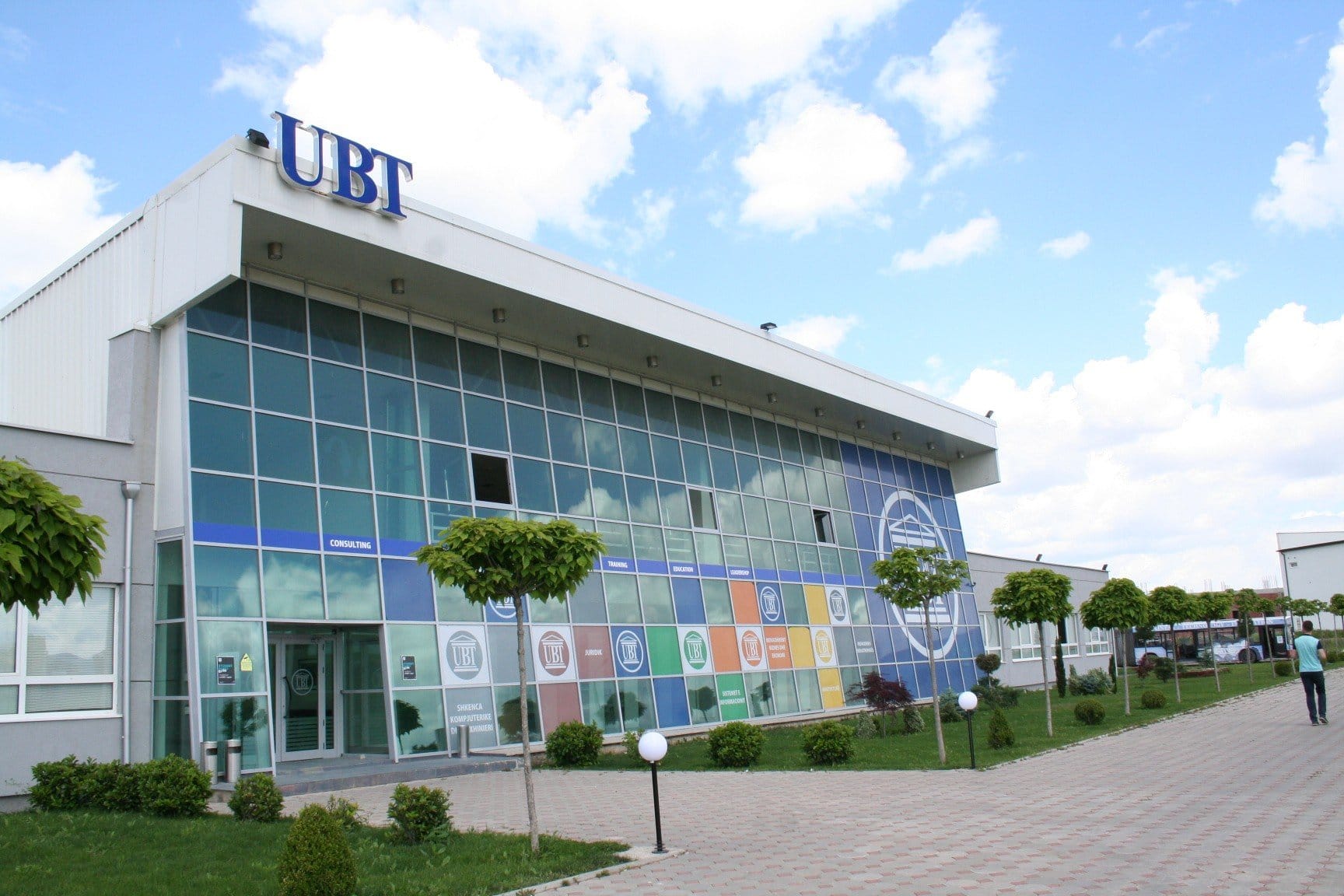 UBT–ja shton hapësirë dhe infrastrukturë moderne për studentët - UBT ...