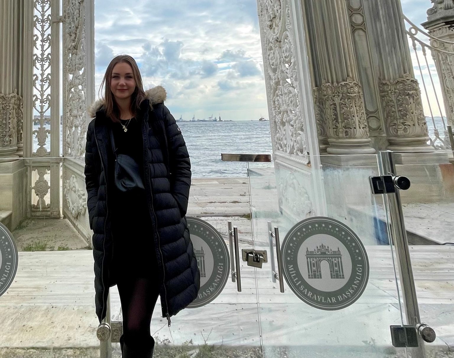 Studentja e UBT-së, Enta Beselica, përfituese e bursës për shkëmbim ...