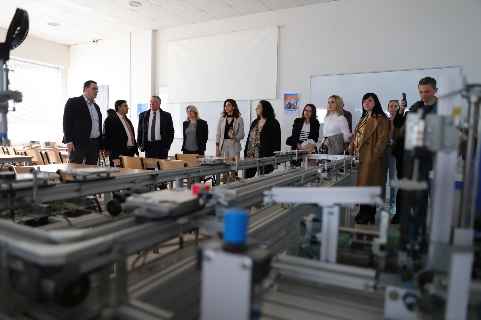 Rektori Hajrizi priti në takim një delegacion nga Universiteti ... Rektori Hajrizi priti në takim një delegacion nga Universiteti ...