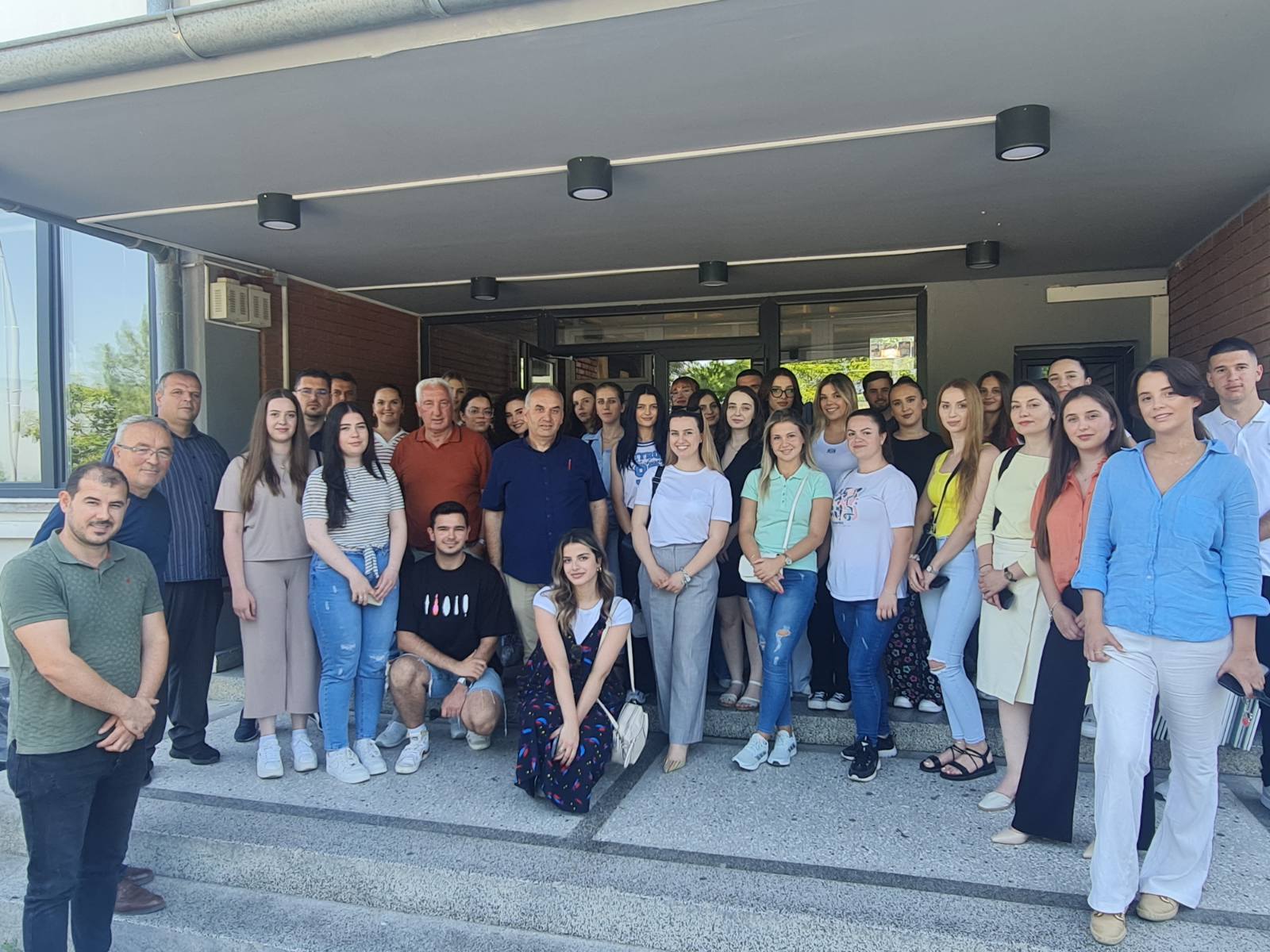 Përmbyll suksesshëm punimet Akademia Verore e Agrikulturës dhe ...