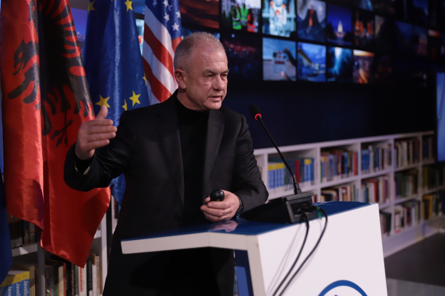 Në UBT u zhvillua Konferenca e Ekosistemit Inovativ (Under the Jim ...