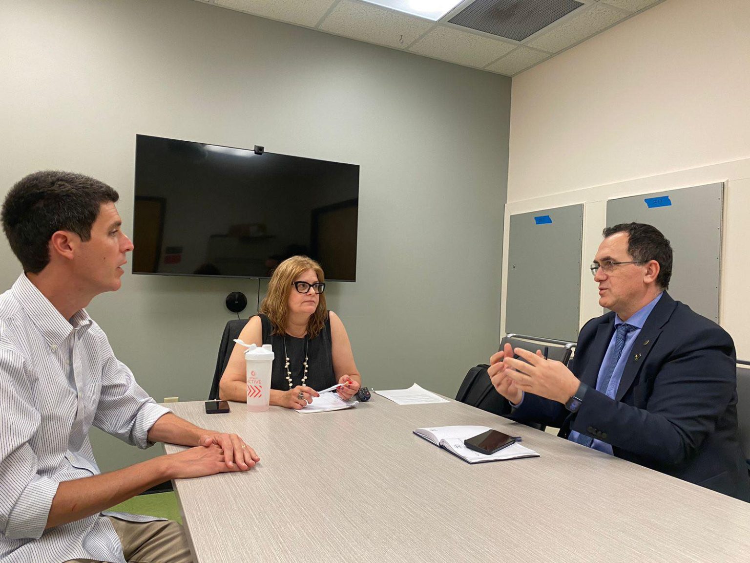 Rector Hajrizi holds important meetings in Florida - Promotes ...